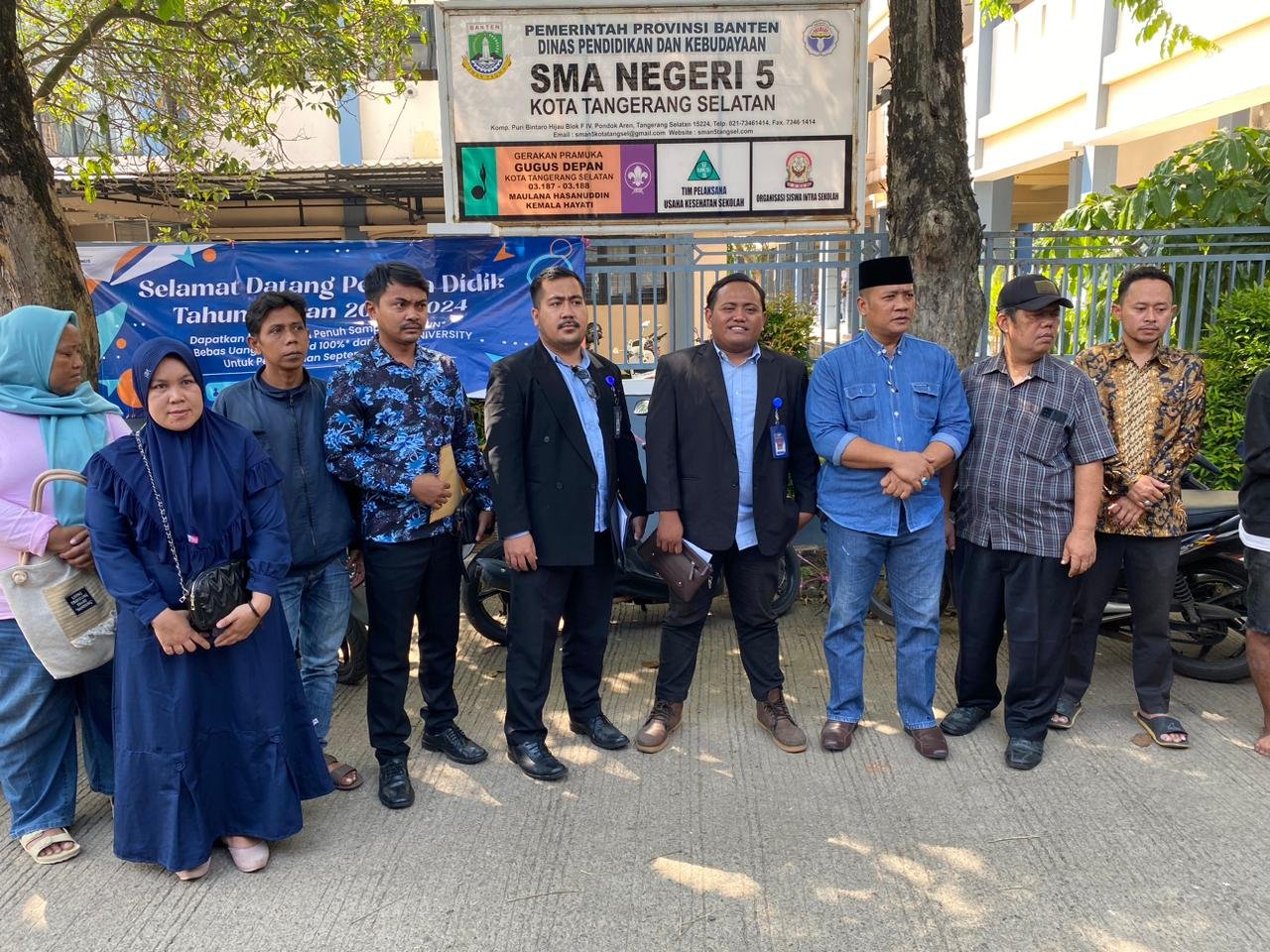 Kepala Sekolah SMAN 5 Tangsel, Abaikan Audiensi Masyarakat | NASIONAL XPOS